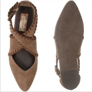 Band of Gypsies | Shoes | Band Of Gypsies Dusty Flat | Poshmark